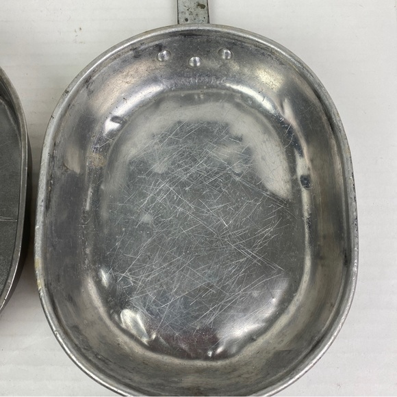 Dining | Vintage Us Army Mess Kits Wwii Era Leyse 1944 Agm Co 1945 ...